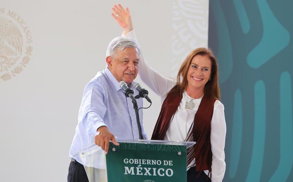 AMLO dice "vivan las mujeres" durante mitin en Aguascalientes - Grupo ...
