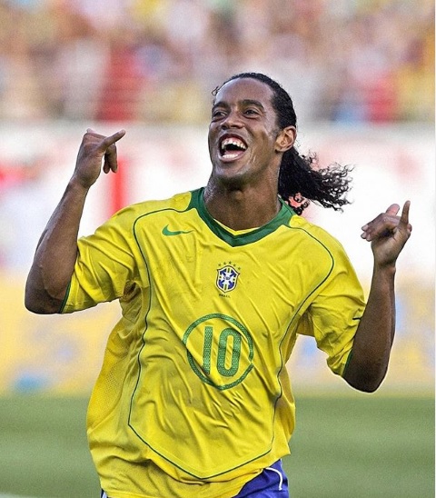 Ronaldinho, sus polémicas y escándalos dentro y fuera de la cancha ...