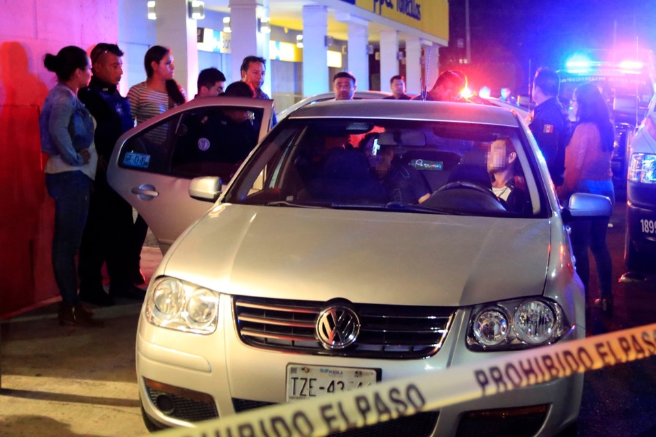 Detenidos Dos Hombres Por Robo A Famsa Grupo Milenio 1328