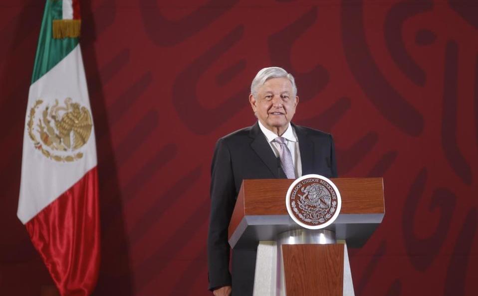 AMLO convocará a besos y abrazos en el Zócalo al salir de coronavirus ...