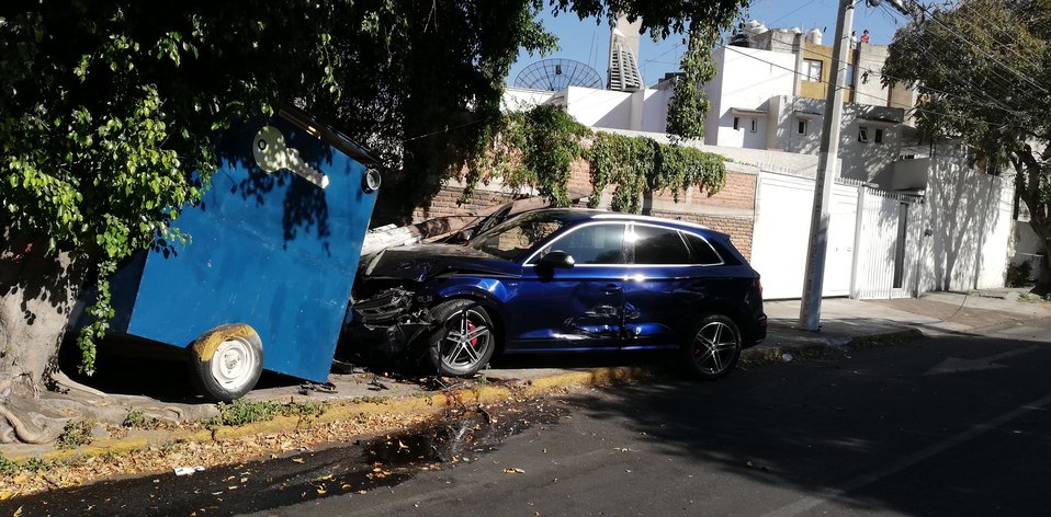 Zapopan Robo De Camioneta Desata Persecución Y Balacera Grupo Milenio 8207
