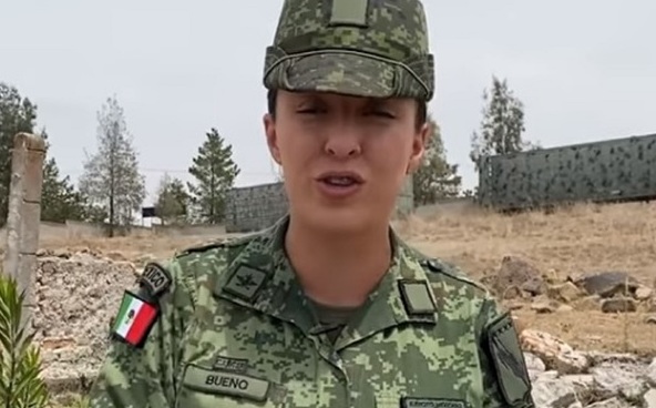 Alexa Bueno, soldado mexicana que es famosa en YouTube- Grupo Milenio