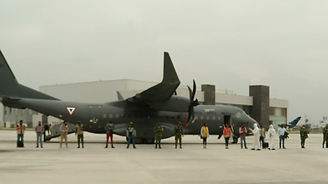 Llega avión con insumos para combatir covid-19 en Nuevo León - Grupo ...