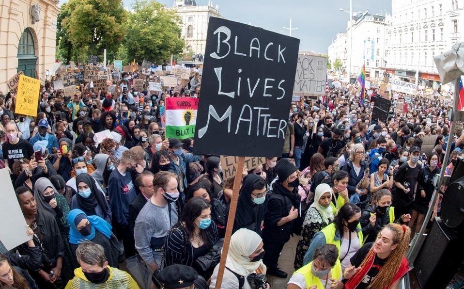 Por muerte de George Floyd, miles protestan en Viena contra racismo ...