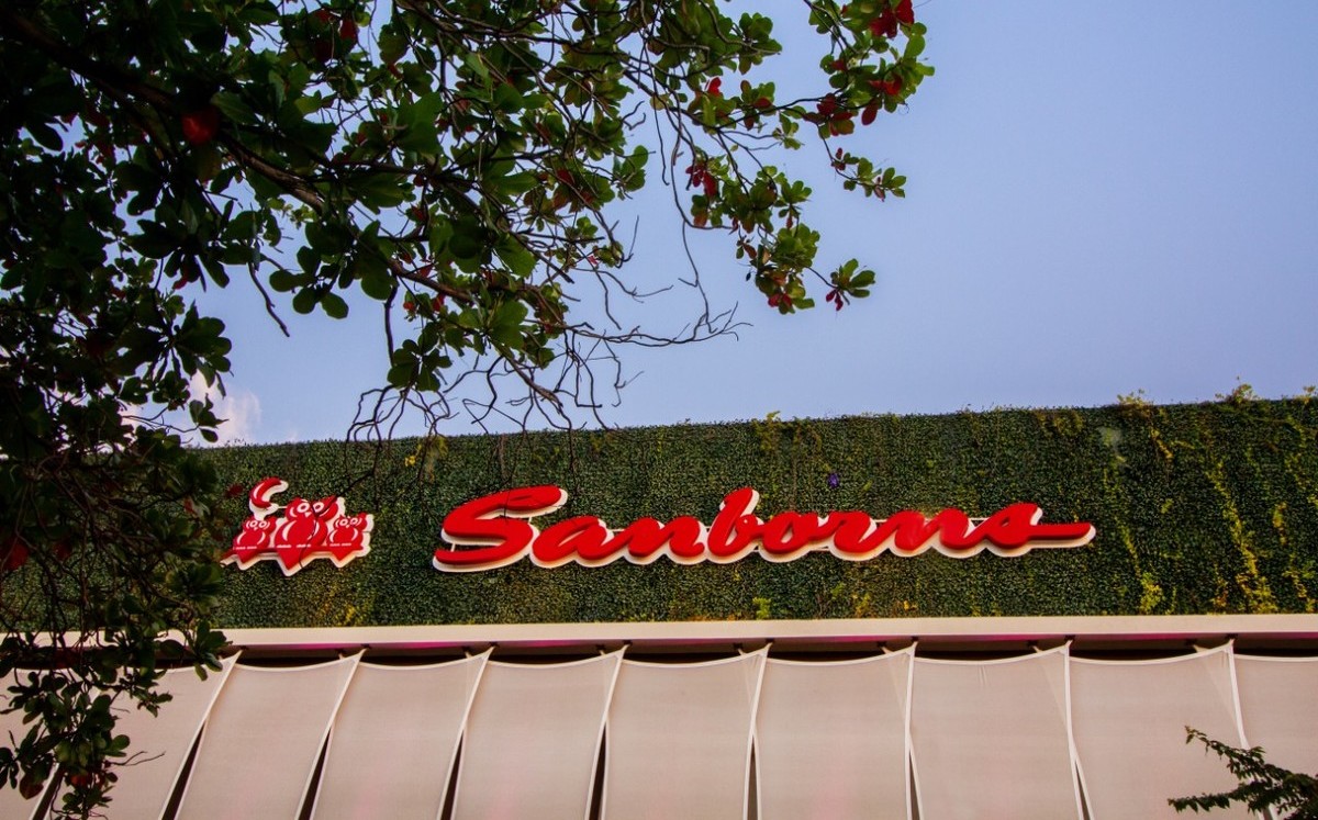 Sanborns, de Carlos Slim, fusiona 8 filiales y una subsidiaria- Grupo ...