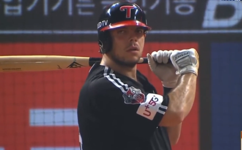 Roberto Ramos llegó a 18 cuadrangulares con LG Twins- Grupo Milenio