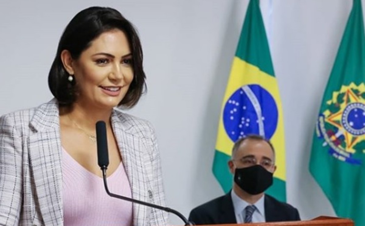 Esposa de Jair Bolsonaro afirma que se recuperó del coronavirus - Grupo ...