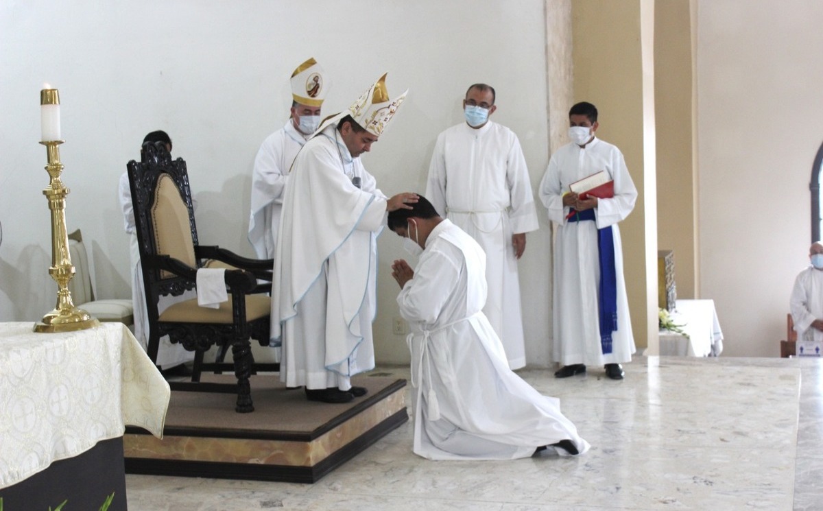 Tampico. Samuel Cerda cumple con ministerio diaconal- Grupo Milenio