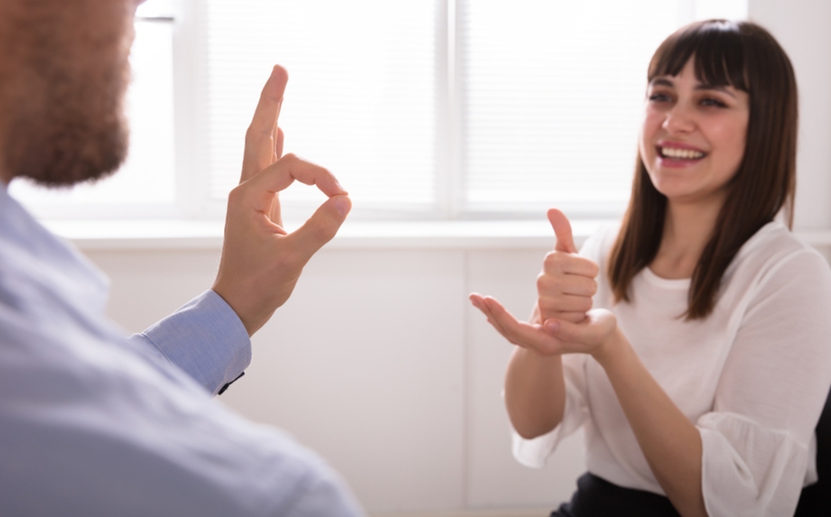 Lengua de Señas Mexicana. Cómo y dónde aprender- Grupo Milenio