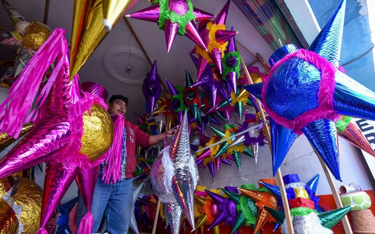 Posadas CdMx. El covid-19 no detiene la producción de piñatas- Grupo ...