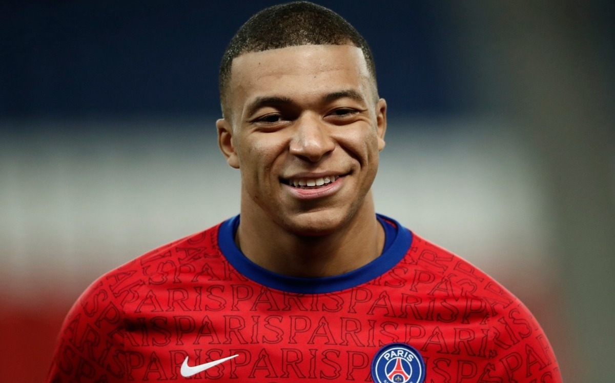 Rostro de Kylian Mbappé es plasmado en taza de café- Grupo Milenio