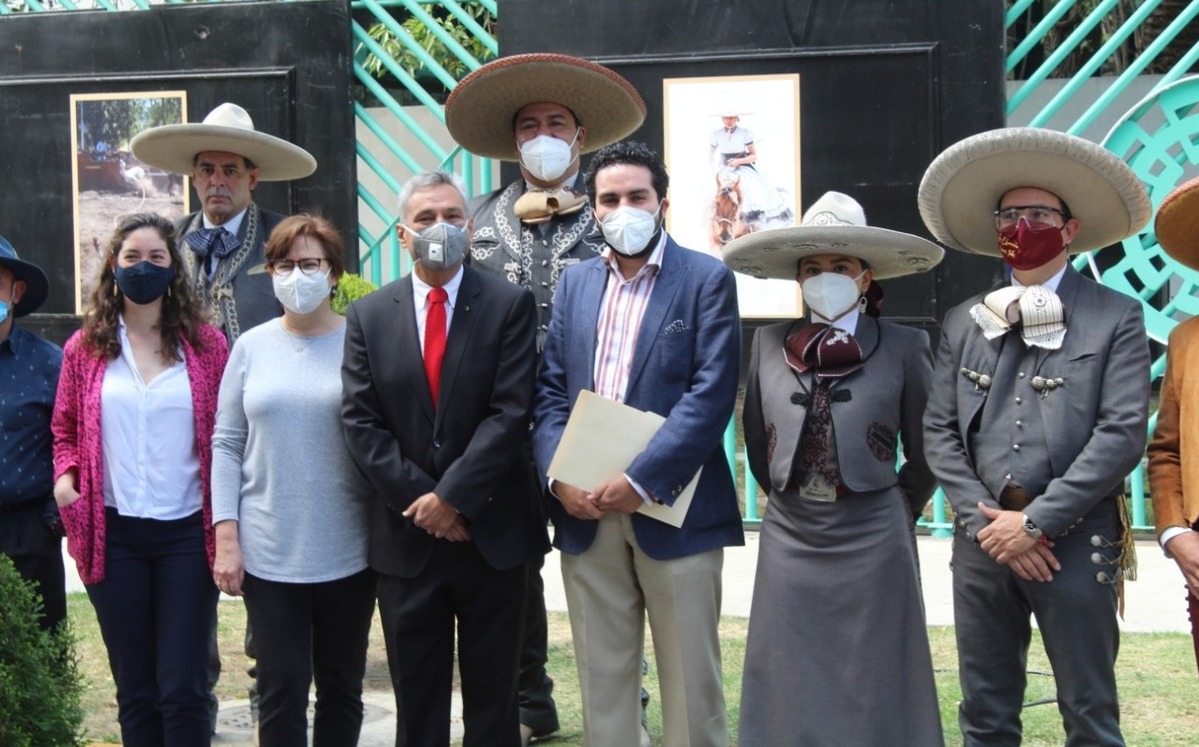 CdMx. Realizan muestra fotográfica sobre flora endémica y charrería ...