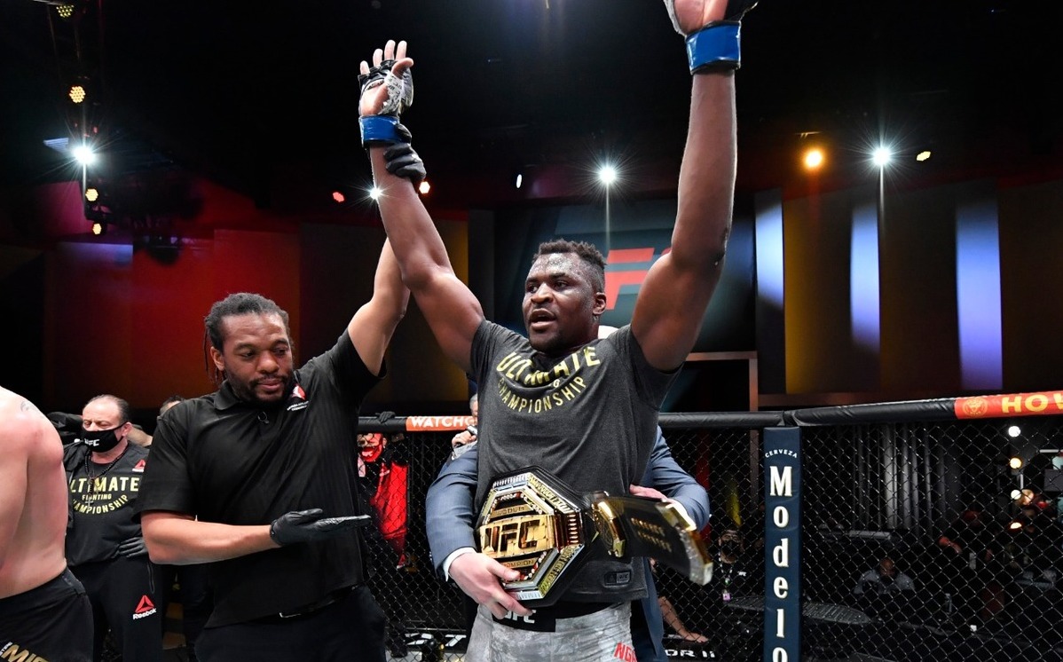 Francis Ngannou es nuevo campeón del peso completo de UFC- Grupo Milenio