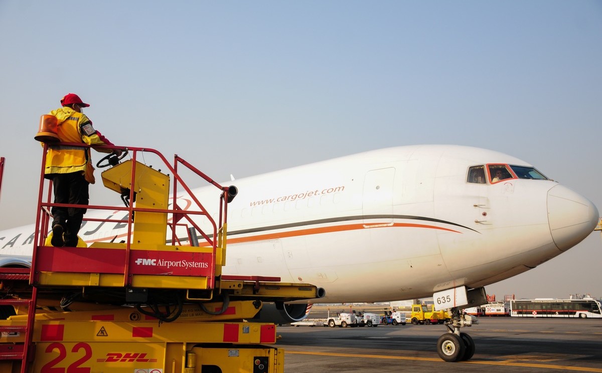 Vacuna Pfizer. Llega a México nuevo lote de dosis covid - 20 de mayo ...