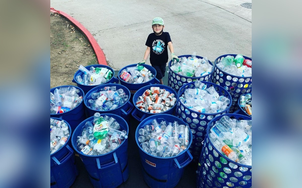 Él es Ryan Hickman, el niño que ya recicló un millón de botellas en EU ...