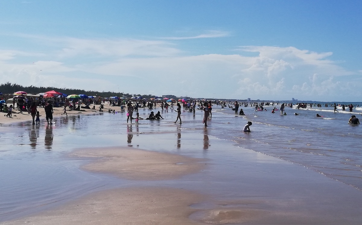 Playa Miramar, más de 70 mil visitantes durante inicio de verano 2021 ...