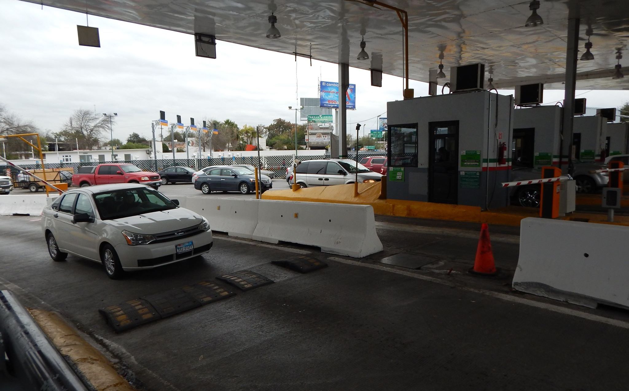 Cierre de frontera. Nuevo Laredo crece en economía por restricciones ...