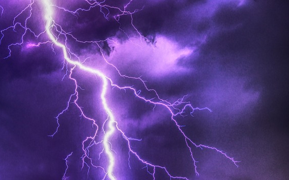 California. Rayo mata a excursionista durante tormenta eléctrica- Grupo ...