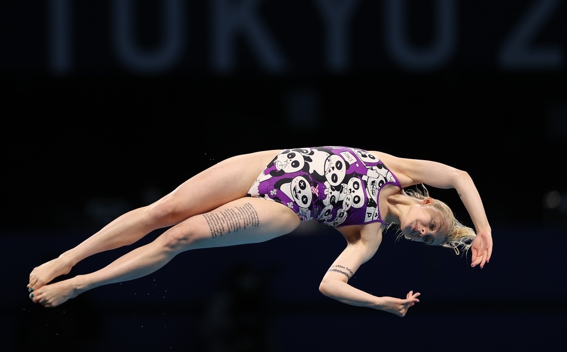 Los exóticos trajes de baño de Sofiia Lyskun, clavadista en Tokio 2021 ...