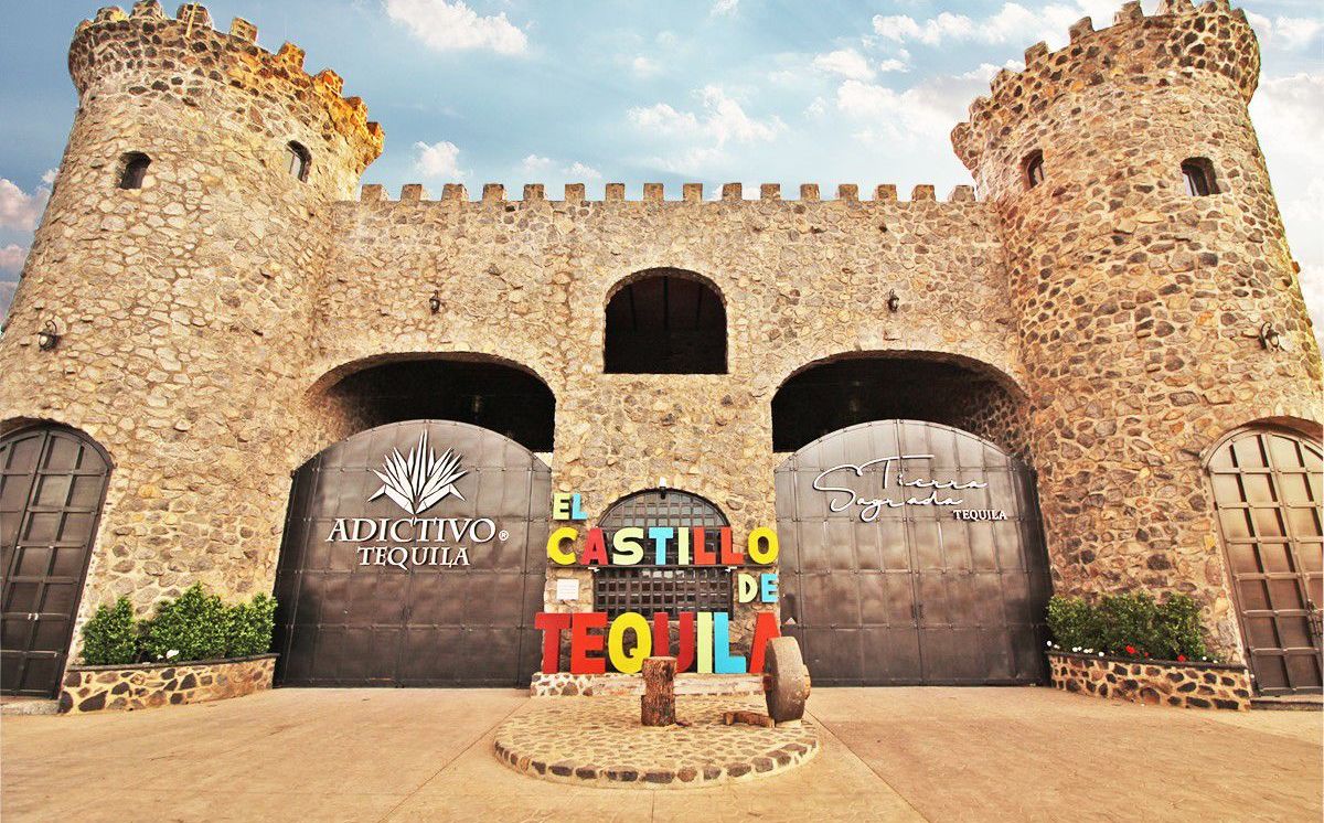 Castillo de Tequila. Entregan reconocimiento Tequila Turístico- Grupo ...