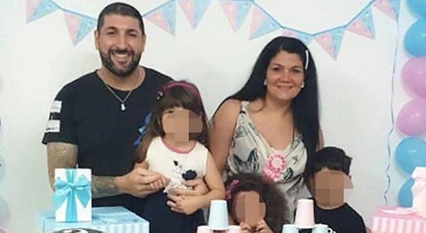 Hombre con 5 hijos enfrenta muerte de esposa y padres por covid-19- Grupo Milenio