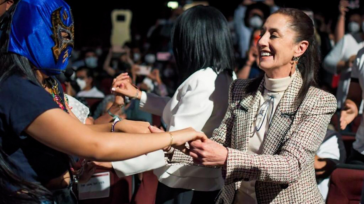 Sacan a bailar a Sheinbaum en Festival Barrio Adentro en CdMx- Grupo ...