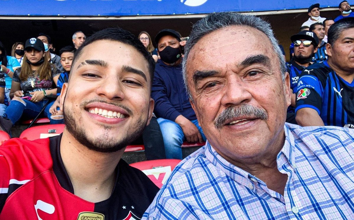 Aficionado de Atlas explica su foto viral en Querétaro: no soy ciego ...
