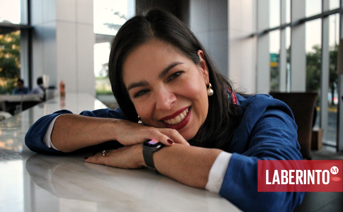 Gabriela Riveros: Las novelas deben hacer preguntas | Entrevista- Grupo ...