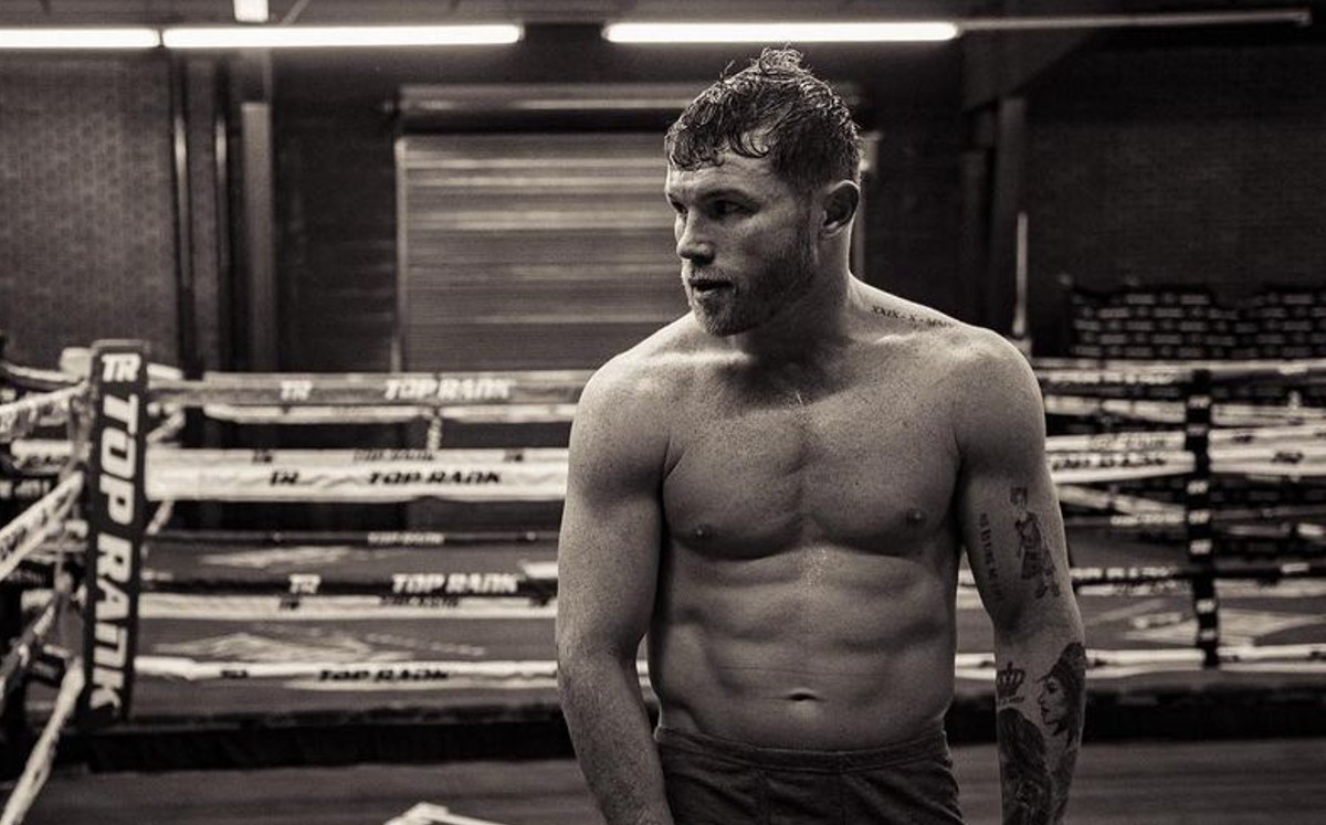 Canelo Álvarez presume nuevo y pequeño cambio de look en redes - Grupo ...