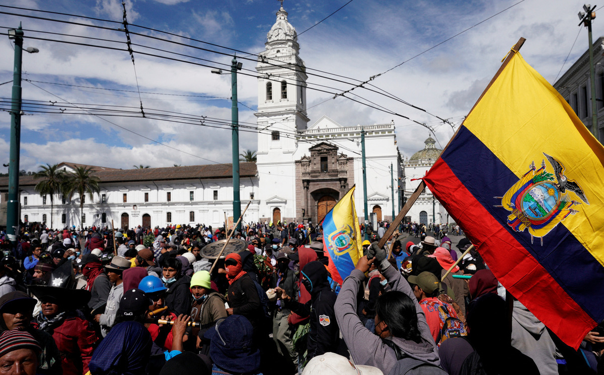 Gobierno de Ecuador y líderes indígenas se reúnen entre protestas ...