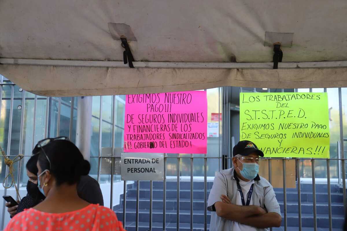 Dependencias en La Laguna suspenden actividades por paro laboral- Grupo ...