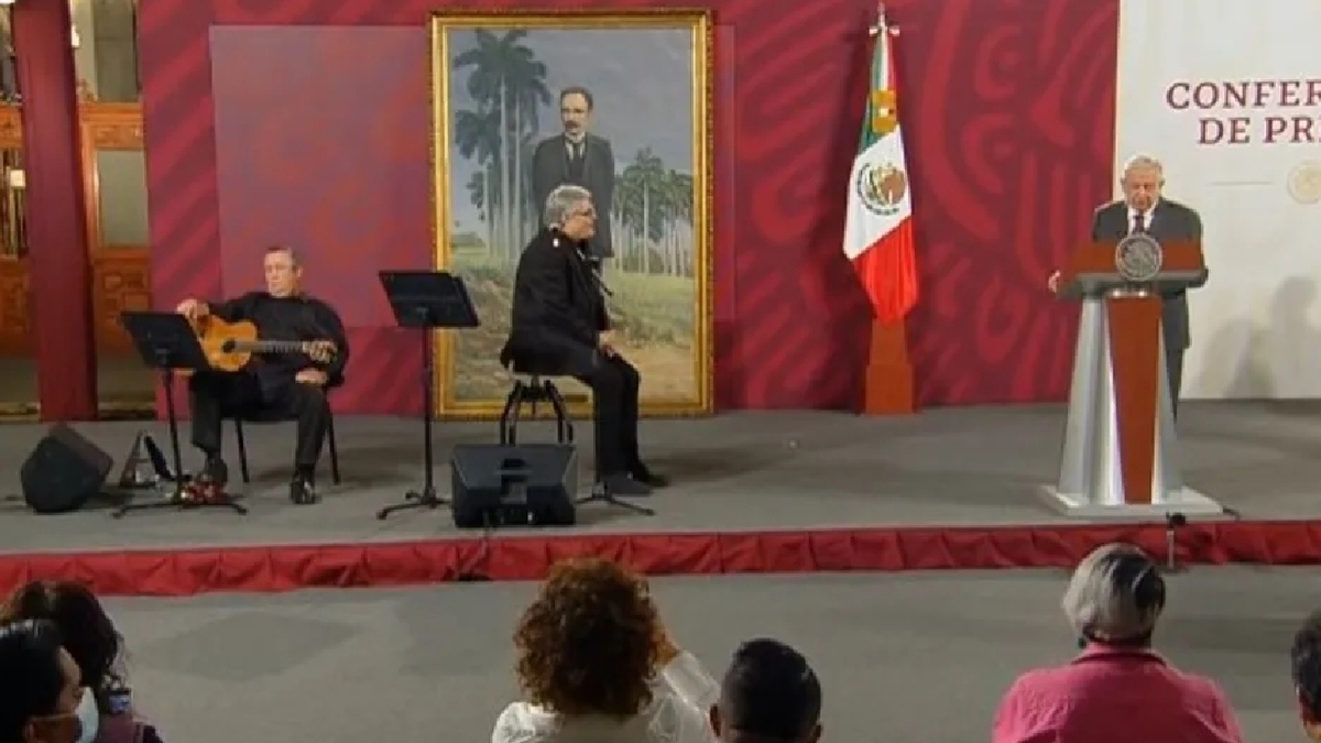 AMLO realiza homenaje a Cuba con cuadro de José Martí - Grupo Milenio