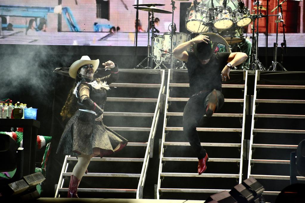 Grupo Firme: Concierto EN VIVO desde el Zócalo de CdMx- Grupo Milenio