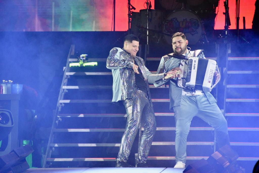 Grupo Firme: Concierto EN VIVO desde el Zócalo de CdMx- Grupo Milenio