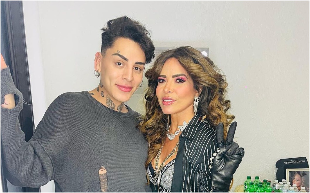 Gloria Trevi brinda con Kunno durante concierto- Grupo Milenio