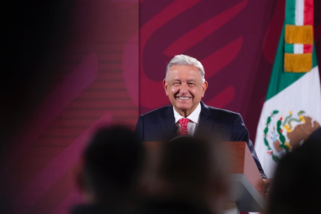 AMLO rechaza opinar sobre sucesión en rectoría de la UNAM - Grupo Milenio