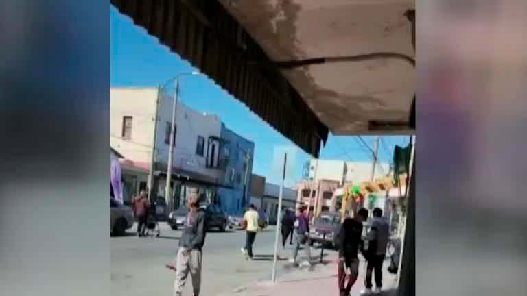 Un grupo de migrantes se enfrento a golpes en Durango- Grupo Milenio