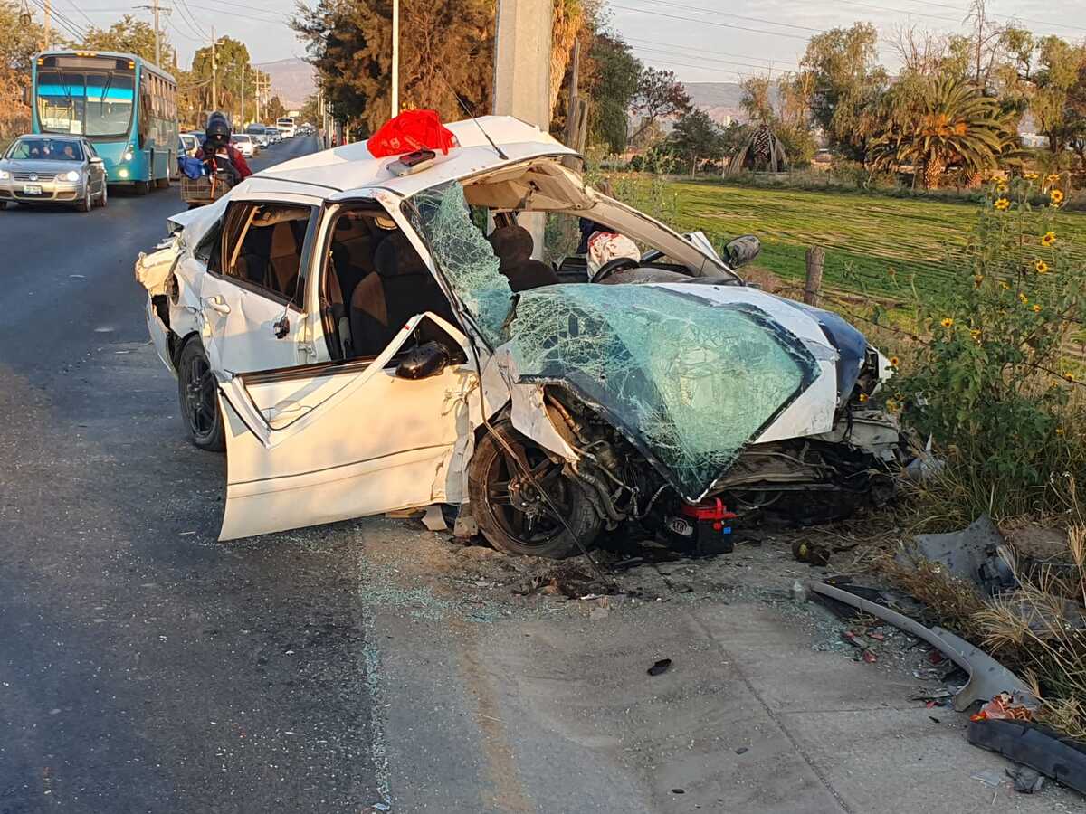 Tlajomulco: Choque entre auto y camión deja saldo de seis lesionados ...