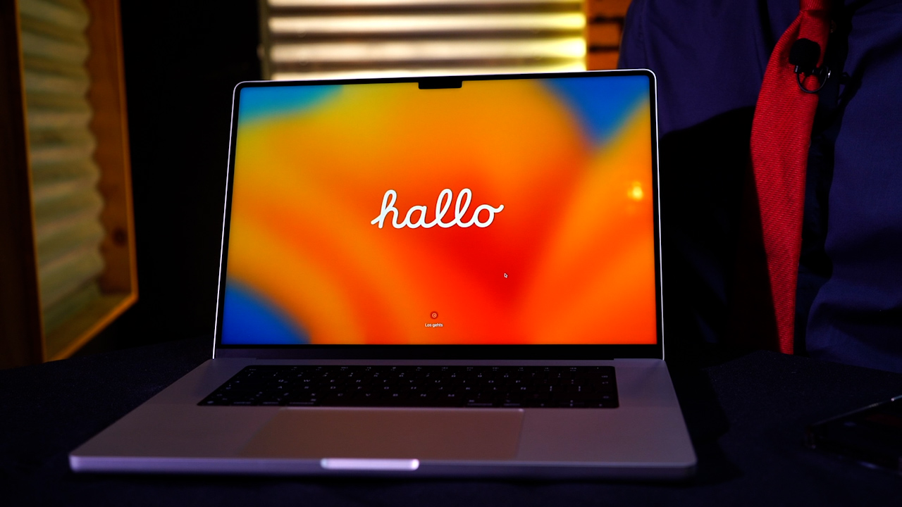 Unboxing de la nueva MacBook Pro | Milenio Tech - Grupo Milenio
