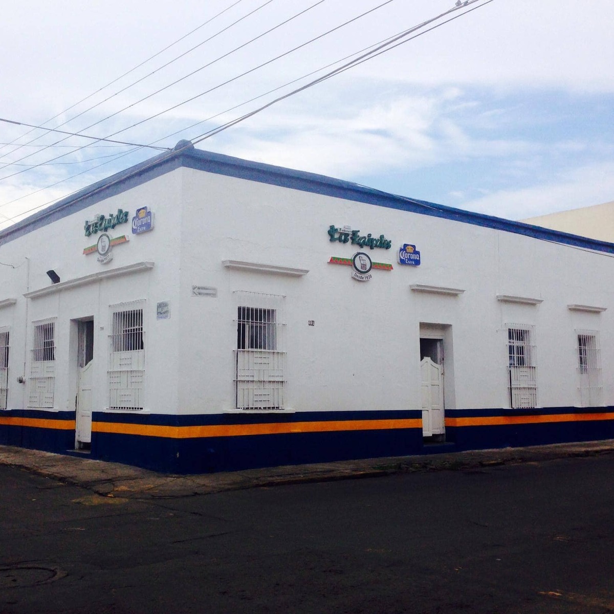 Los Famosos Equipales: Cantina de Guadalajara con sello de mujer- Grupo ...