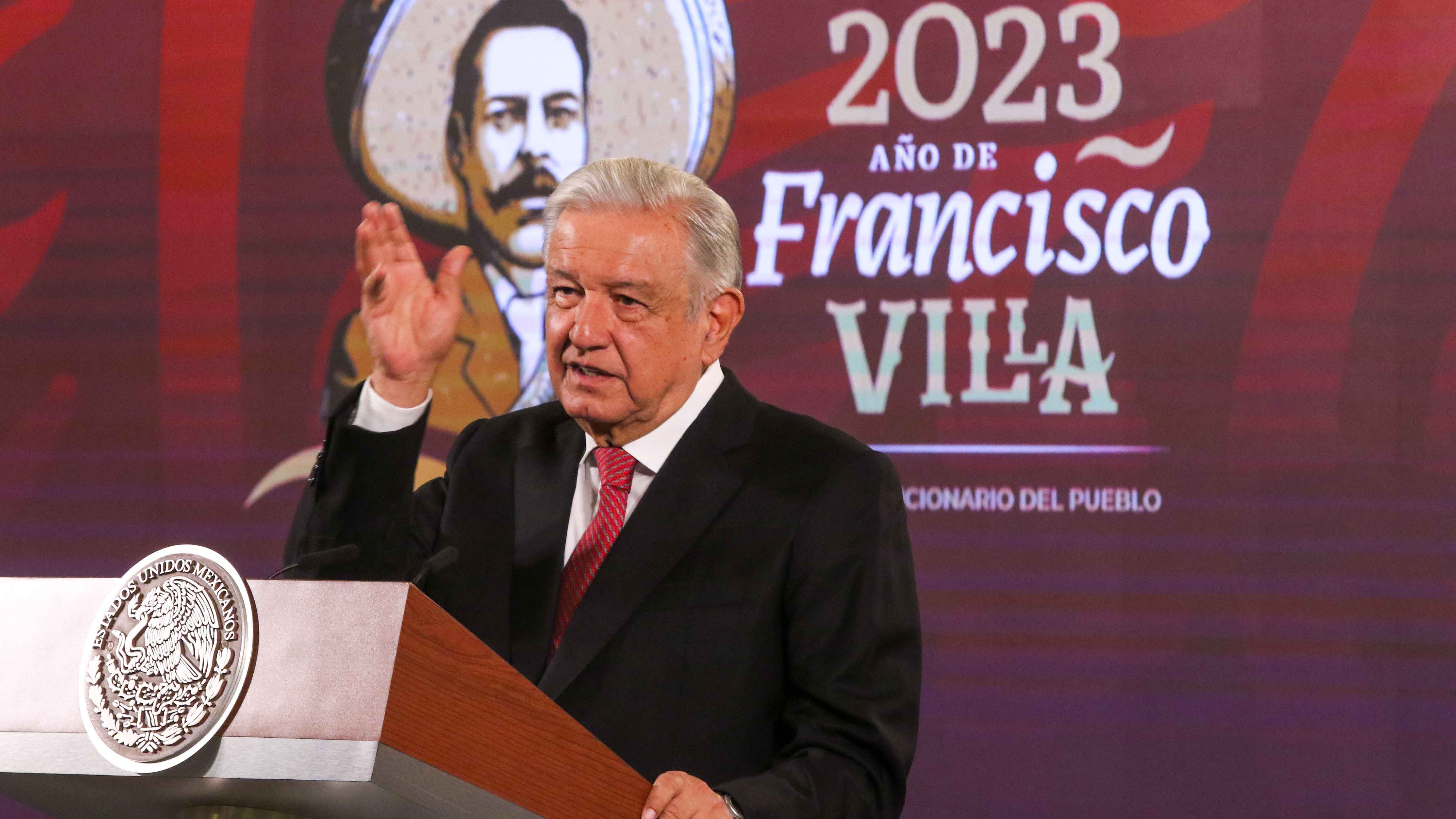 AMLO asegura que Amado Yañez, era muy protegido por Fox y Calderón ...