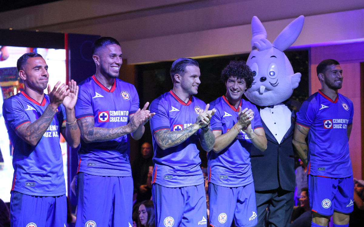 Cruz Azul presenta su nuevo uniforme para el Apertura 2023 de Liga MX ...