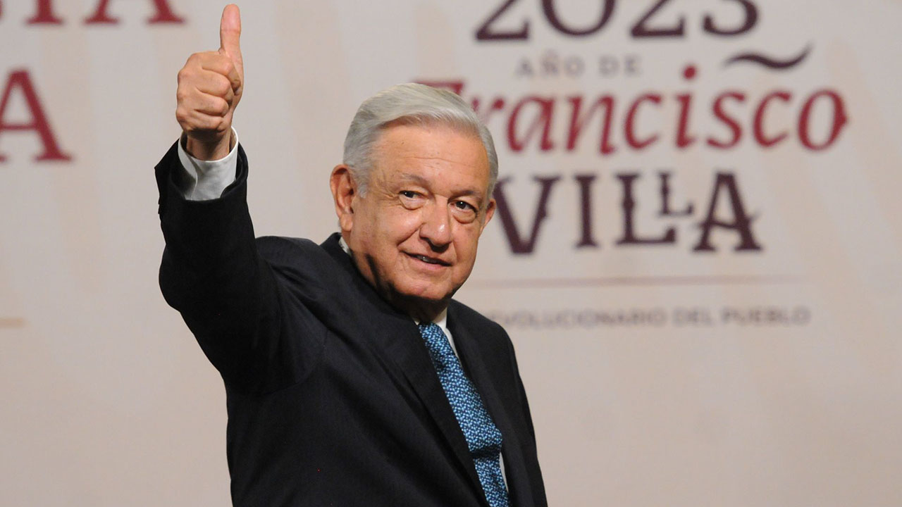 "Ahora sí voy estar pendiente escuchando", expresa AMLO- Grupo Milenio