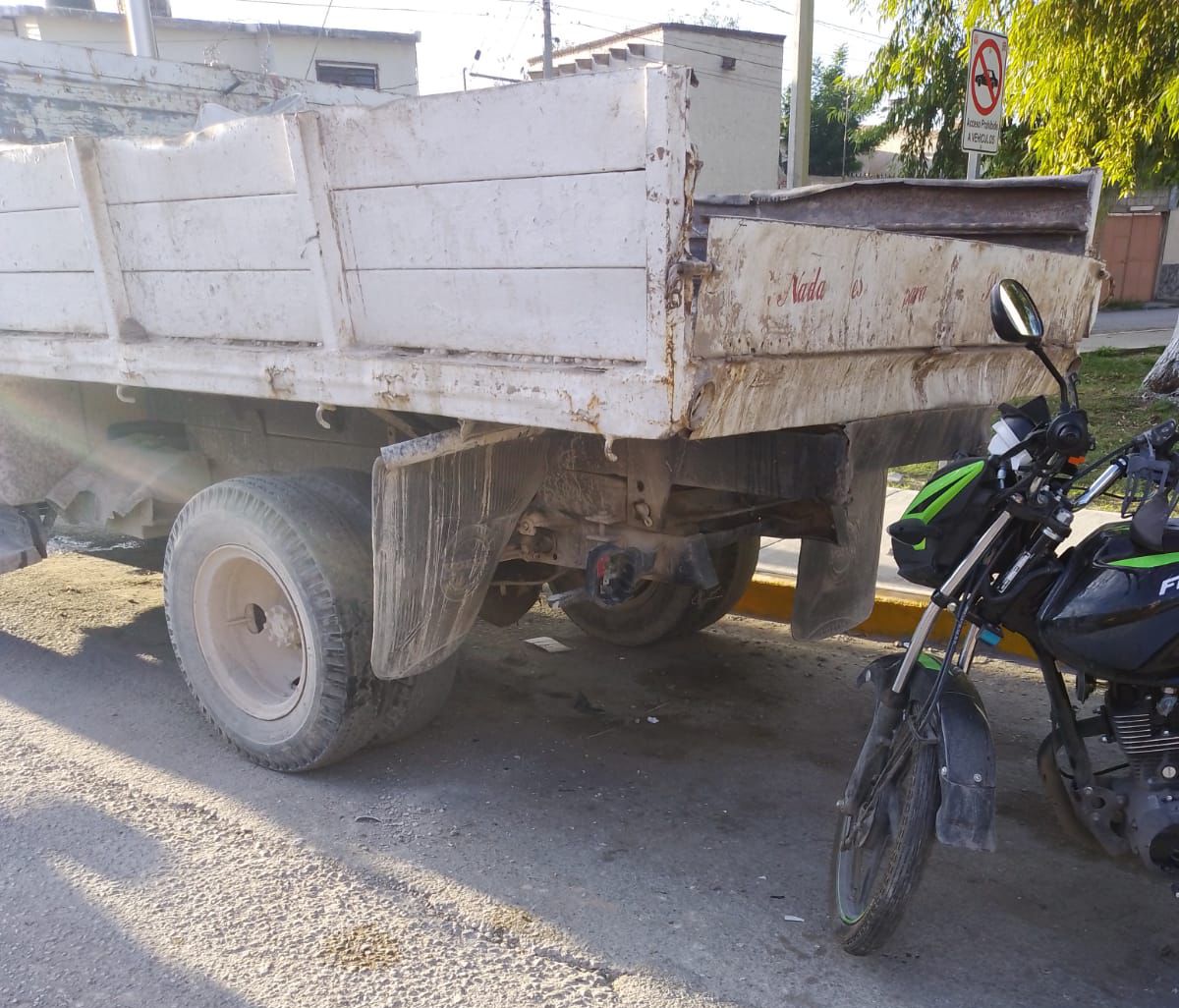 Motociclista Choca Contra Camión Estacionado En Torreón Grupo Milenio
