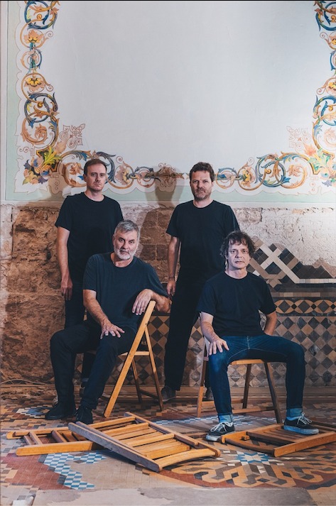 Somos una suerte de últimos románticos: La Habitación Roja- Grupo Milenio