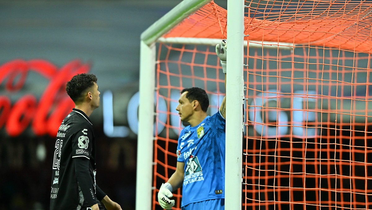 Red mal colocada en portería sorprende en el América vs León: VIDEO ...