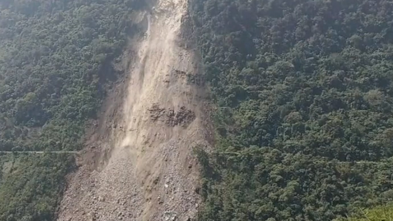 Se derrumba un cerro en Veracruz; hay seis comunidades afectadas- Grupo ...