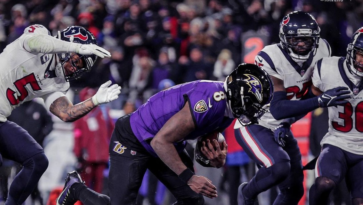 Asociación de jugadores de NFL en contra de prohibir tacleada hip-drop ...