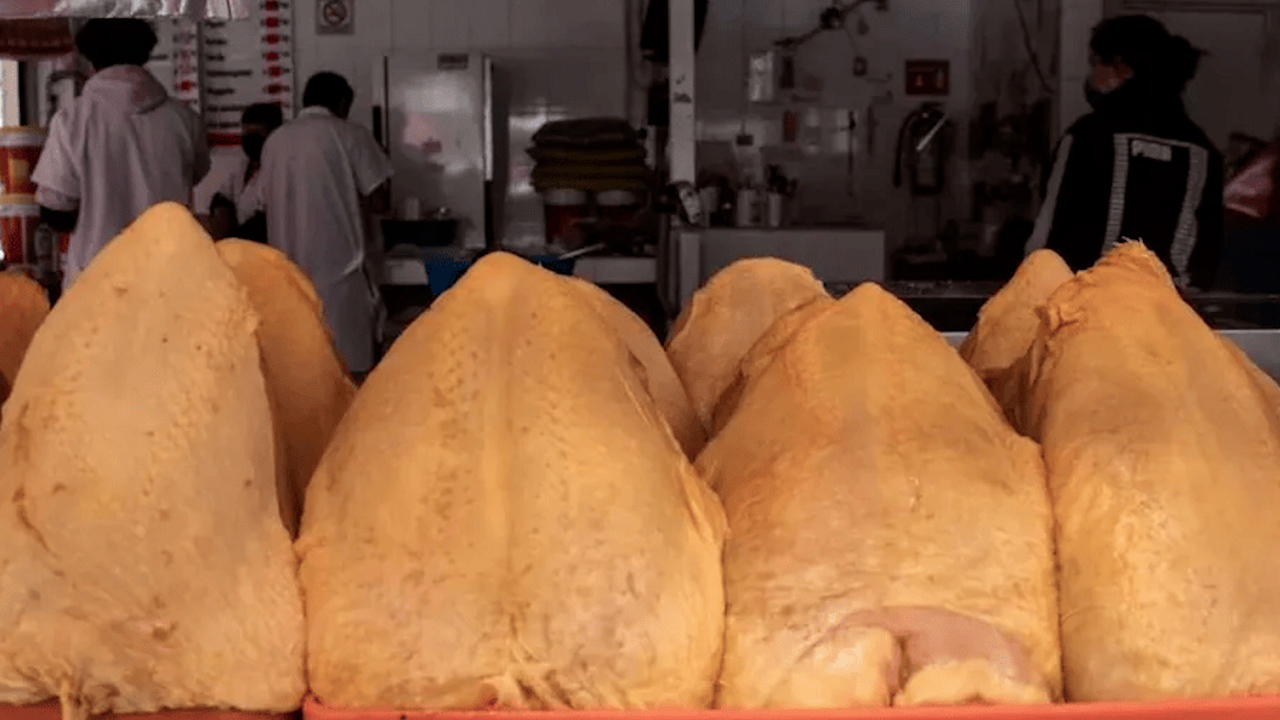 Fiscalía detecta pollo contaminado en bodegas en Toluca - Grupo Milenio