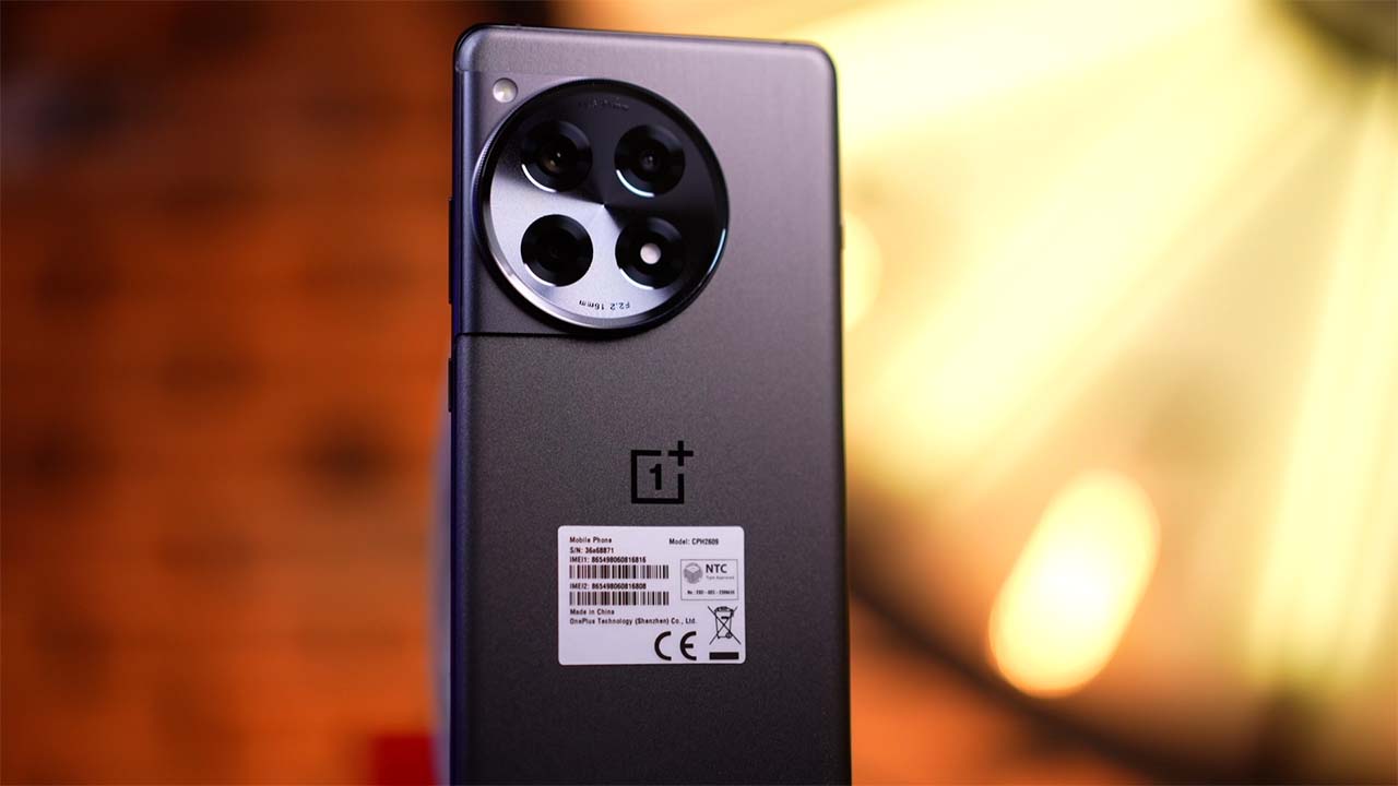 One Plus 12R: un celular gama media con grandes características- Grupo ...